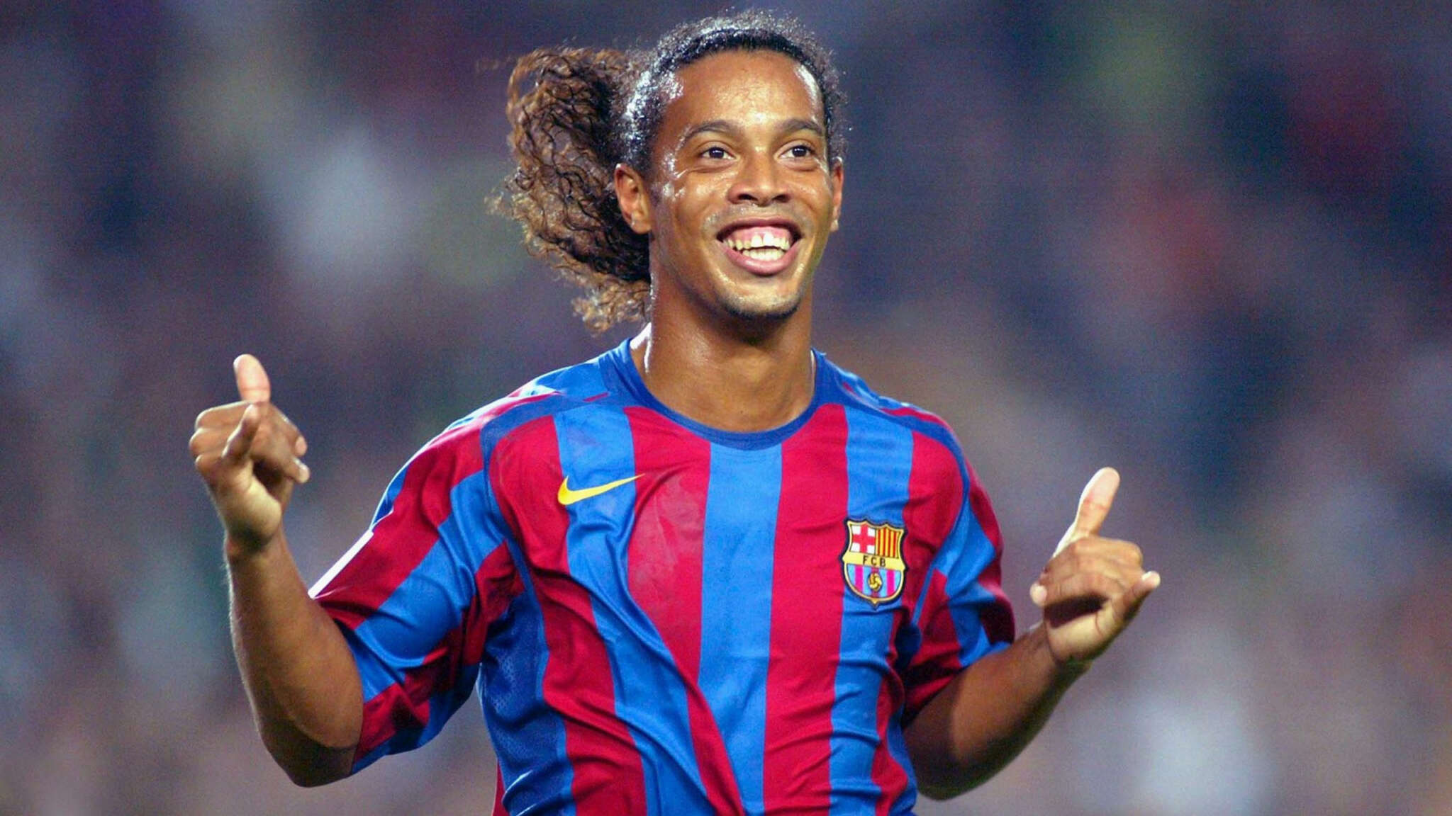 Ronaldinho Career Story: From Football Magician to Global Legend